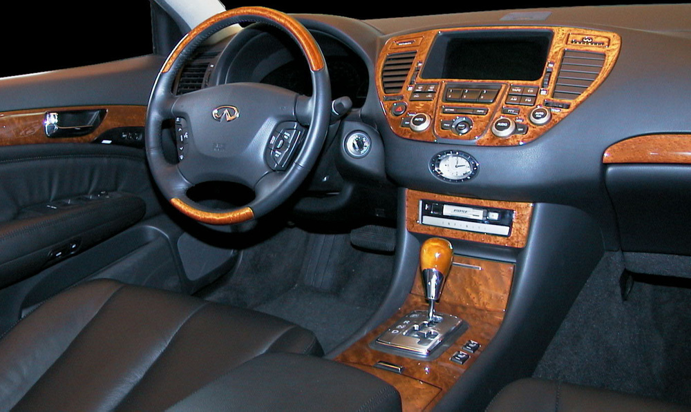 Infiniti Q45 III 4.5 i V8 32V (340 Hp)